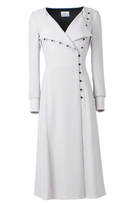 Light grey crepe dress with contrasting buttons - FG atelier